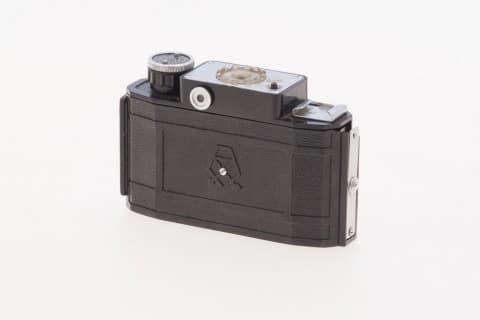 Smena 2 (Смена) – Soviet 35mm Compact Film Camera