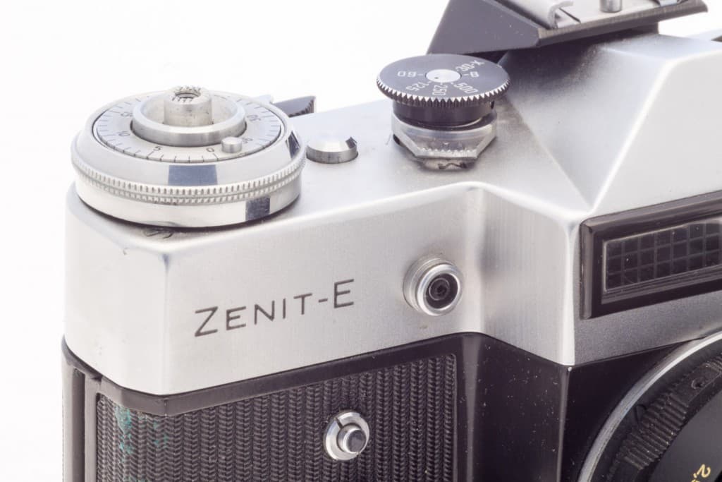 Zenit-E (Зенит-E) – Soviet 35mm Reflex Film Camera