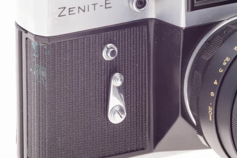 Zenit-E (Зенит-E) – Soviet 35mm Reflex Film Camera